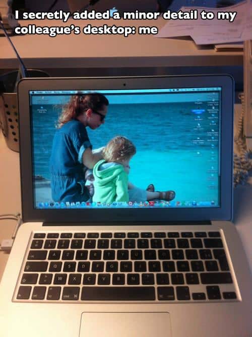 20 Funny and Clever Desktop Wallpapers